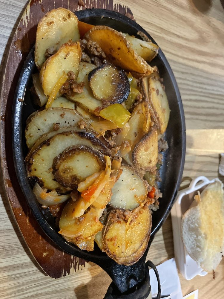 COSMO’S KITCHEN - Updated December 2024 - 27 Photos - 1404 W V Ave ...