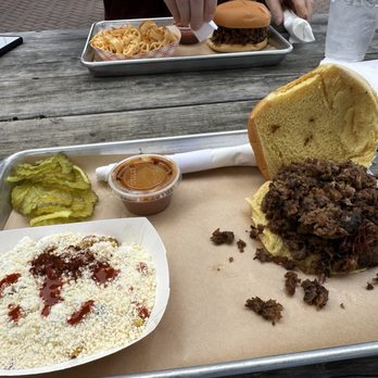 FERRIS WHEELERS BACKYARD AND BBQ - Updated April 2025 - 685 Photos ...