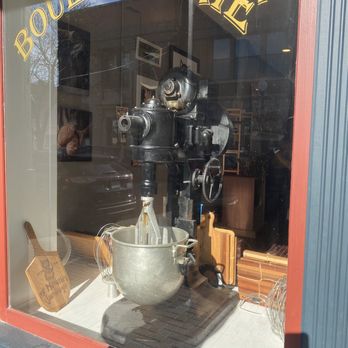 MR. MEOWSKI’S SOURDOUGH - Updated September 2024 - 118 Photos & 77 ...