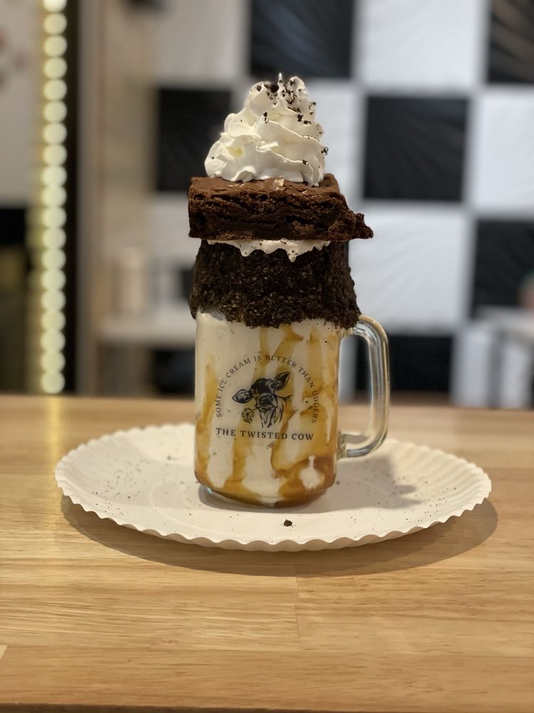 THE TWISTED COW - Updated October 2025 - 83 Photos & 29 Reviews - 250 N ...