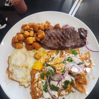 AH HUEVO! - Updated May 2024 - 116 Photos & 79 Reviews - 101 E Glenn ...