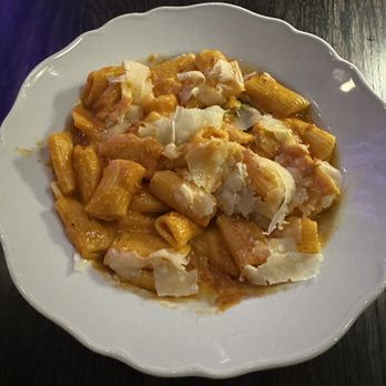 MAXIME’S - Updated November 2025 - 31 Photos & 15 Reviews - 77 Portland ...