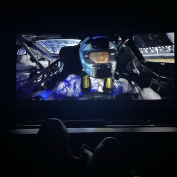 AMC UTC 14 - Updated December 2025 - 123 Photos & 93 Reviews - 4425 La ...