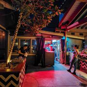 MAGNOLIA HOUSE - 2214 Photos & 1339 Reviews - 492 S Lake Ave, Pasadena ...