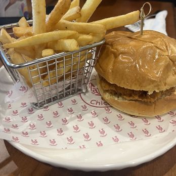 TATYS CHICKEN - Updated July 2025 - 42 Photos & 30 Reviews - 10768 ...