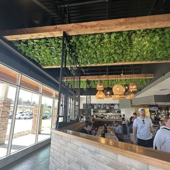 MEDDYS - Updated May 2025 - 105 Photos & 35 Reviews - 17255 Davenport ...