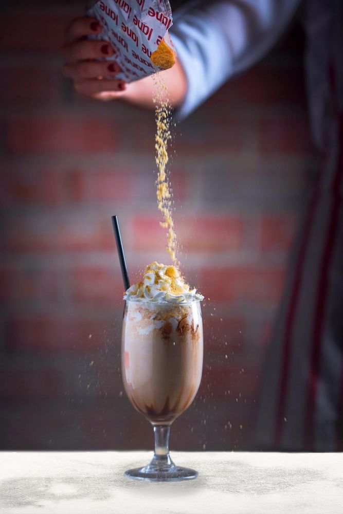 CAFE CRÈME DE LA CRÈME - Updated December 2024 - 135 Photos & 55 ...