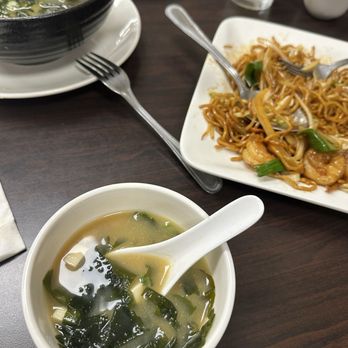 GOLDEN TREE RESTAURANT - Updated July 2024 - 373 Photos & 229 Reviews ...