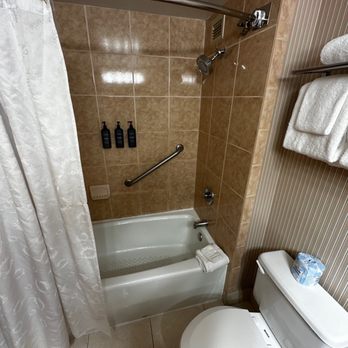 SHERATON INNER HARBOR HOTEL - Updated December 2025 - 151 Photos & 158 ...