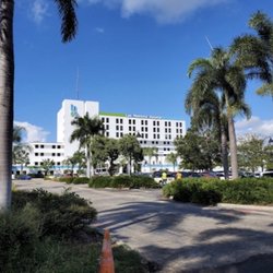 LEE MEMORIAL HOSPITAL - 11 Photos & 70 Reviews - 2776 Cleveland Ave ...