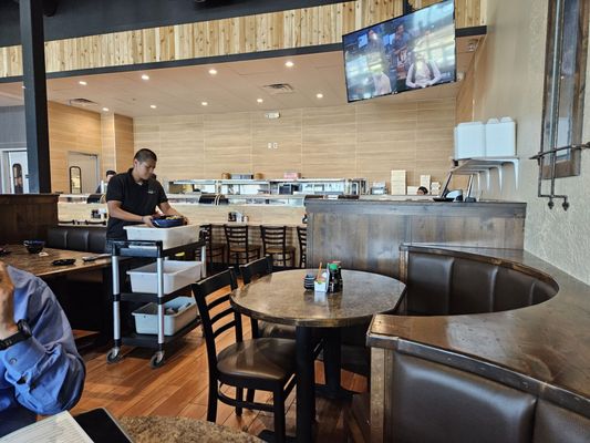 BLUEFIN - Updated October 2025 - 195 Photos & 82 Reviews - 615 Main St ...