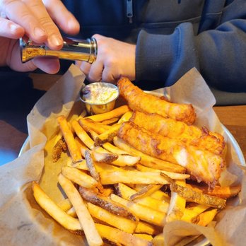 TIN LIZARD BAR & GRILL - Updated November 2025 - 58 Photos & 53 Reviews ...