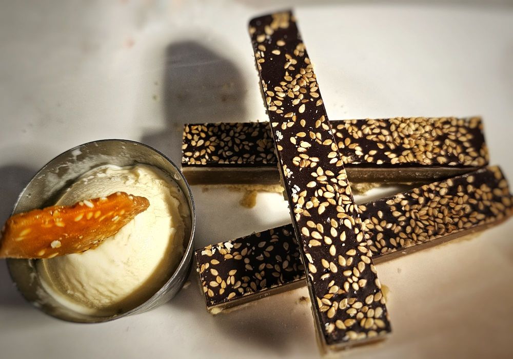 THE FOXTAIL ON THE LAKE - Updated October 2024 - 744 Photos & 311 ...