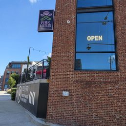 PINK LOTUS THAI RESTAURANT - Updated March 2026 - 195 Photos & 80 ...