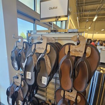 NORDSTROM RACK - Updated December 2025 - 81 Photos & 30 Reviews - 7430 ...