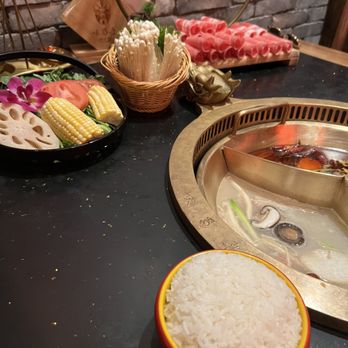 WEI SHU WU HOTPOT - Updated February 2025 - 370 Photos & 95 Reviews ...