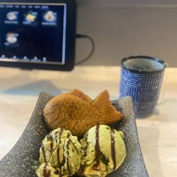 UMAI REVOLVING SUSHI - Updated October 2025 - 308 Photos & 112 Reviews ...