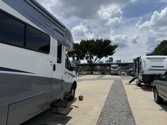 DOWNTOWN RIVERSIDE RV PARK - Updated September 2025 - 55 Photos & 29 ...