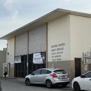 THE UPS STORE - Updated December 2025 - 14 Photos & 29 Reviews - 2225 E ...