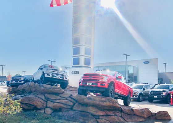 DOGGETT FORD - Updated January 2026 - 23 Photos & 61 Reviews - 9225 ...