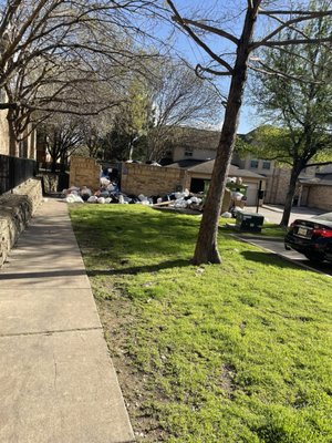 CHAPARRAL TOWNHOMES - Updated October 2025 - 351 Chaparral Rd, Allen ...