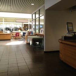 EAST LIBRARY & INFORMATION CENTER - 22 Photos & 22 Reviews - Libraries ...