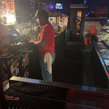 THE SIDE BAR - Updated September 2024 - 16 Photos & 150 Reviews - 602 E ...