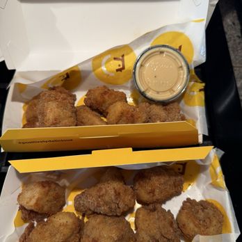 STARBIRD CHICKEN - Updated October 2025 - 186 Photos & 96 Reviews ...