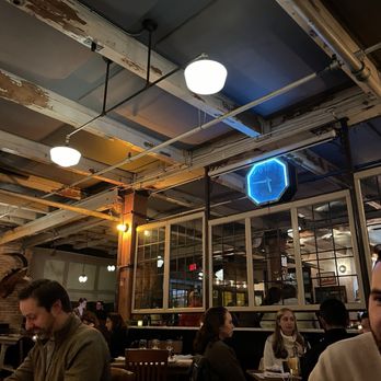 GOOD LUCK RESTAURANT - Updated October 2025 - 670 Photos & 827 Reviews ...