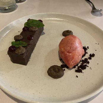 SOLSTICE - Updated November 2024 - 2046 Photos & 605 Reviews - 18555 ...