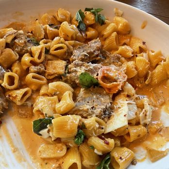 RED ASH - Updated July 2024 - 2184 Photos & 1303 Reviews - 303 Colorado ...