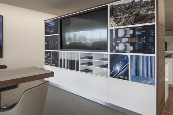 LAND ROVER FLATIRONS - Updated December 2025 - 36 Photos & 85 Reviews ...