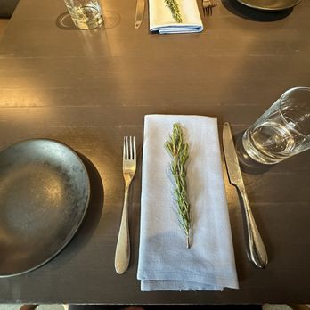 SOLSTICE - Updated October 2024 - 1993 Photos & 588 Reviews - 18555 ...