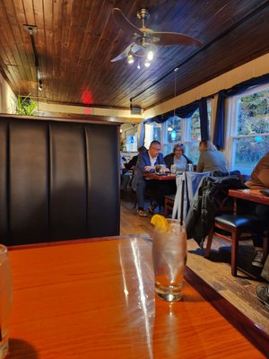 DELTA LAKE INN - Updated September 2025 - 122 Photos & 93 Reviews ...