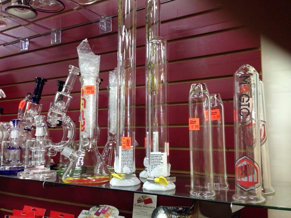 Photos of AAA SMOKERS - Updated August 2024 - 41 Photos - 22318 Goddard ...