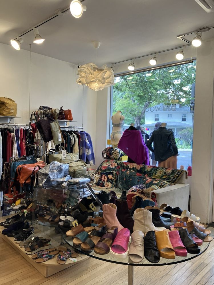 WOODSTOCK DESIGN - Updated July 2025 - 10 Reviews - 9 Tinker St ...