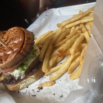 KNUCKLEHEADS - Updated November 2025 - 304 Photos & 432 Reviews - 9 ...