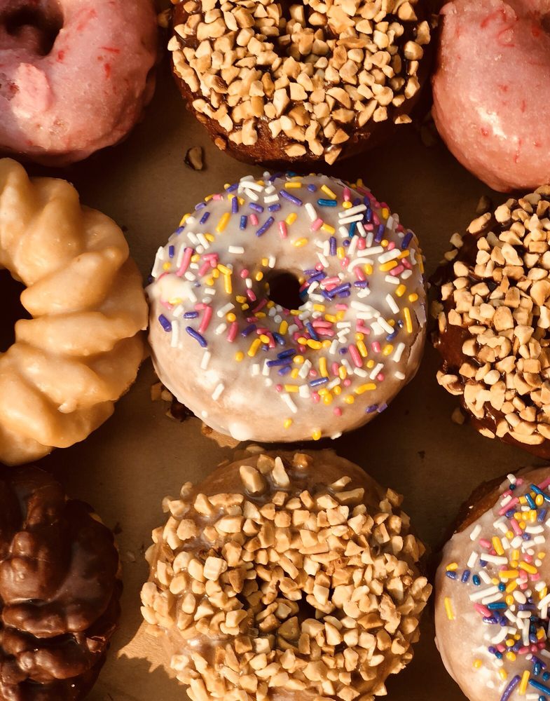 MIKE’S OLD FASHIONED DONUTS - 22 Photos & 50 Reviews - Donuts - 9219 E ...