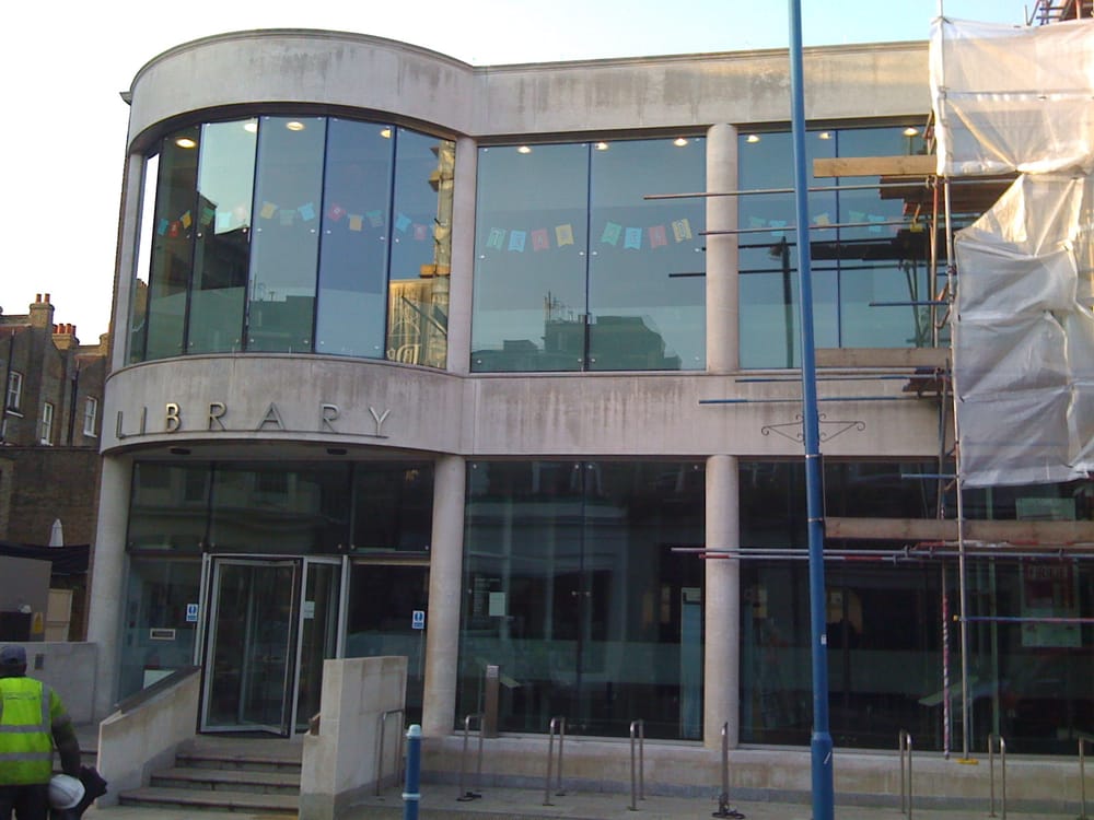 PUTNEY LIBRARY - 1 Disraeli Road, London, United Kingdom - Libraries ...