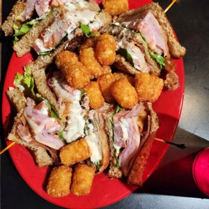 RED LION GROG HOUSE - 361 Photos & 453 Reviews - 1043 Virginia Ave ...