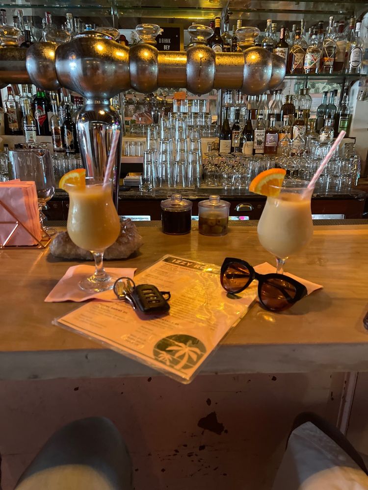 IZZY ROSE - Updated August 2025 - 108 Photos & 56 Reviews - 214 Greene ...