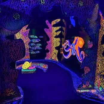 PUTTING EDGE - Updated December 2025 - 78 Photos & 65 Reviews - 44225 ...