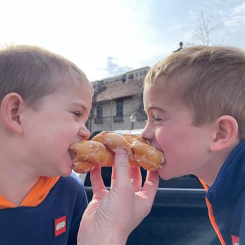 PHARAOH’S DONUTS - Updated March 2025 - 51 Photos & 53 Reviews - 8 ...
