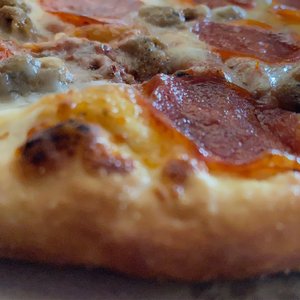 PIZZABILITIES - Updated October 2025 - 18 Photos & 21 Reviews - 2710 ...