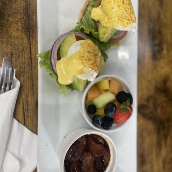 BRUNCH POINT - Updated July 2024 - 145 Photos & 103 Reviews - 3225 ...