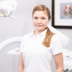 DIE ZAHNARZTPRAXIS STRALSUND DR. STEFANIE MOTZ - Sarnowstr. 52 ...