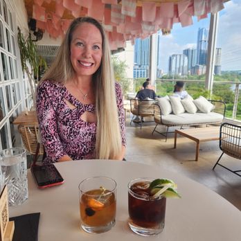 P6 - Updated December 2024 - 702 Photos & 446 Reviews - 111 E Cesar ...