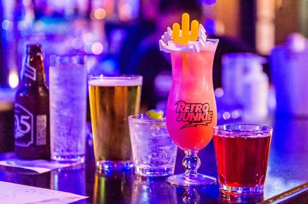 RETRO JUNKIE - Updated August 2024 - 432 Photos & 414 Reviews - 2112 N ...