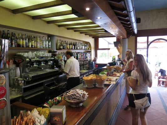BAR IL PINOLO BIANCHINI & DA PRATO - 10 Photos - Via del Fortino - Lido ...