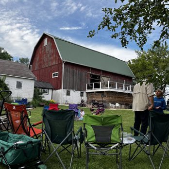 MAPLETON BARN - Updated May 2025 - 12 Photos - W359N9370 Brown St ...